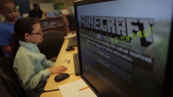 Apprendre à l'école avec Minecraft Education Edition ? Microsoft y ...